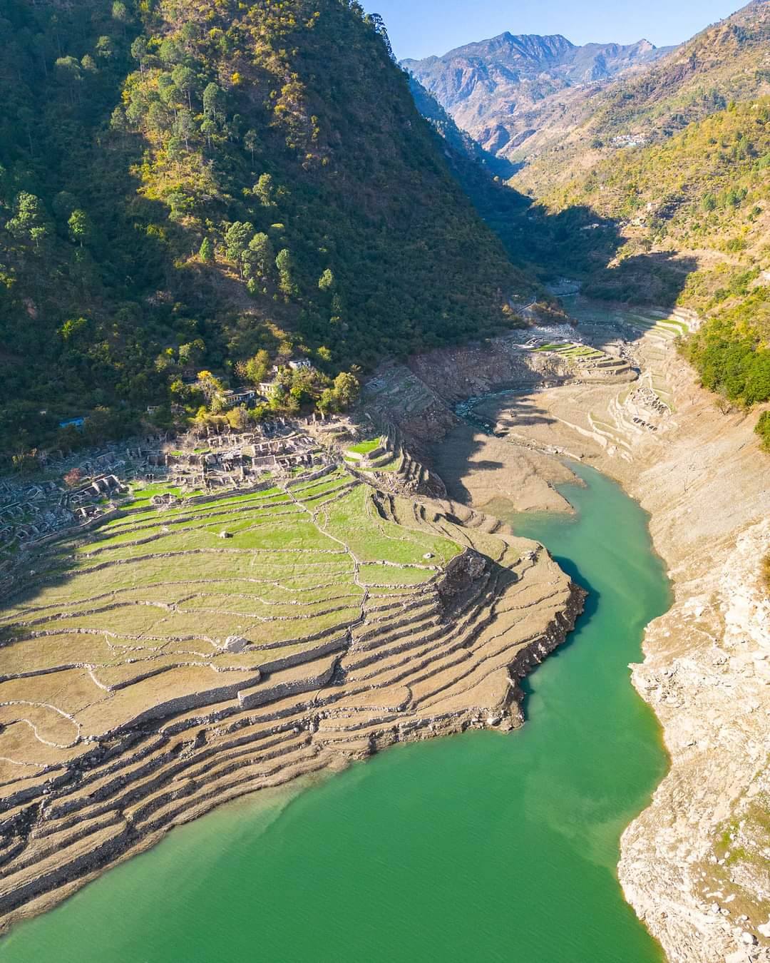 जो गांव सदा के लिए डूबा दिये गए- ये टिहरी गढ़वाल के पट्टी ढुंगमंदार का ...